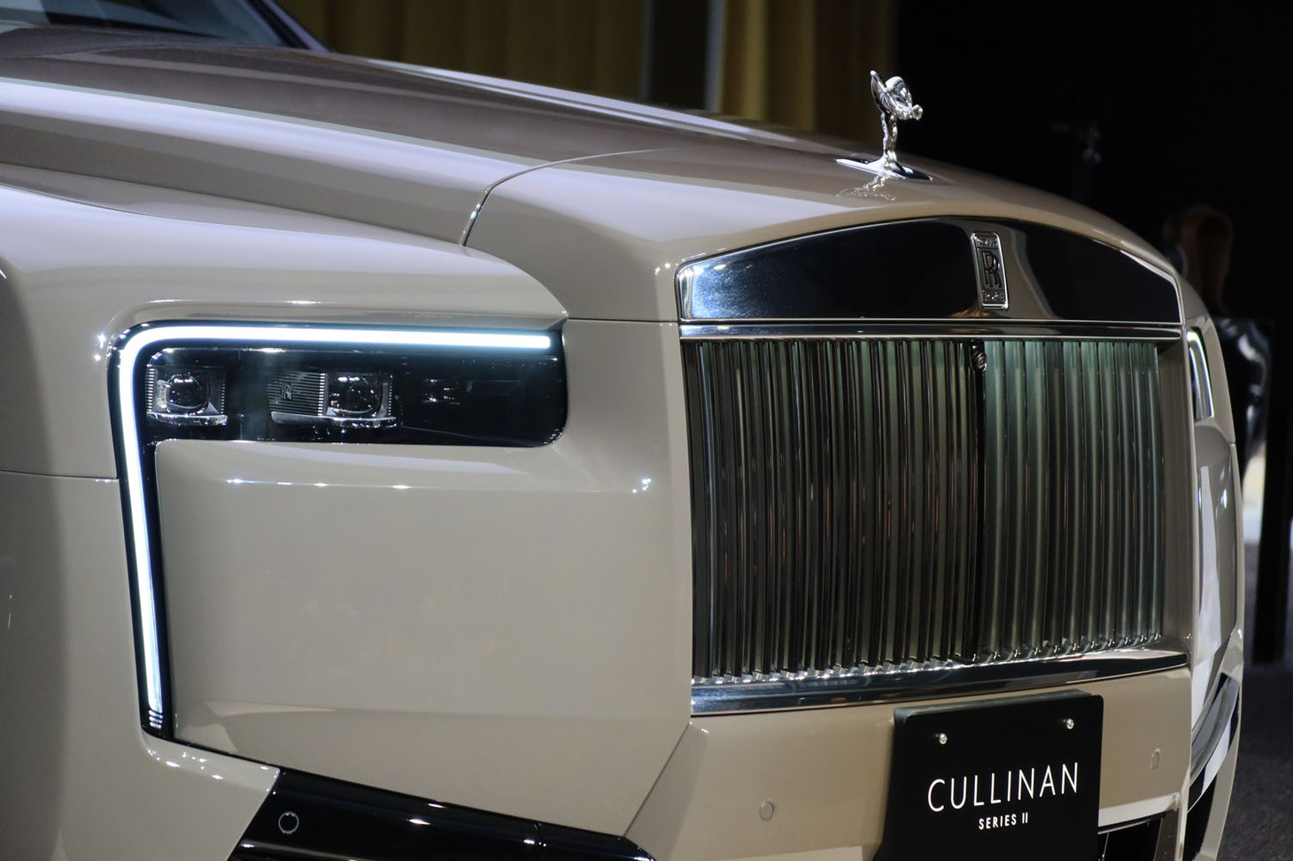 ロールス・ロイス・カリナン シリーズII 内装・外装など50枚 【画像・写真】 - webCG