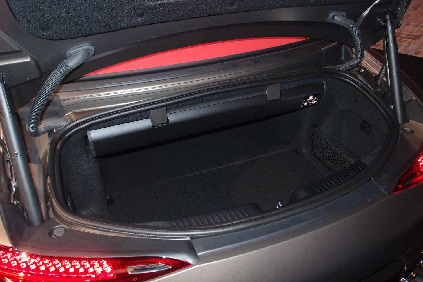 メルセデスAMG SL43 内装・外装など70枚 【画像・写真】 - webCG