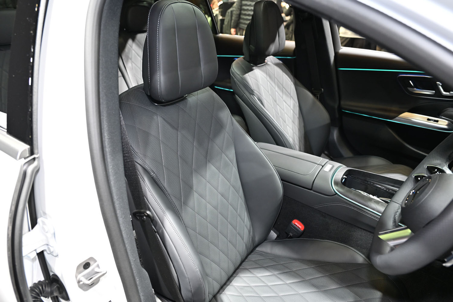 東京オートサロン2024（メルセデス・ベンツ／メルセデスAMG） 内装・外装など12枚 【画像・写真】 - webCG