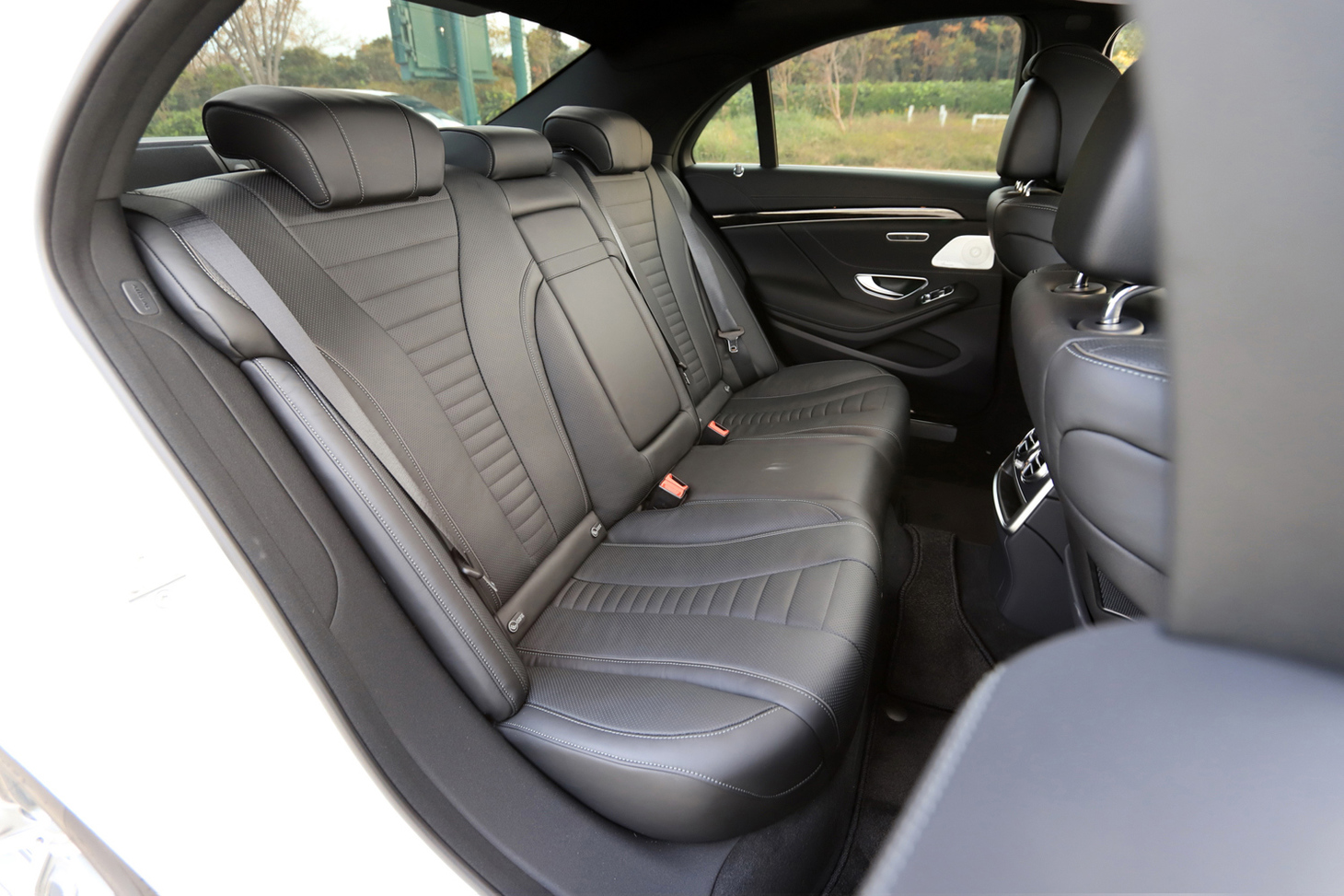 メルセデス・ベンツS400d 4MATIC（4WD/9AT）【試乗記】 の画像28枚 - webCG