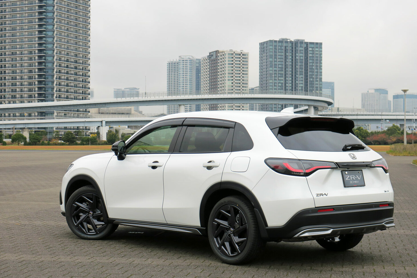 ホンダZR-V／フィット／ステップワゴン（ホンダアクセス用品装着車） 内装・外装など120枚 【画像・写真】 - webCG