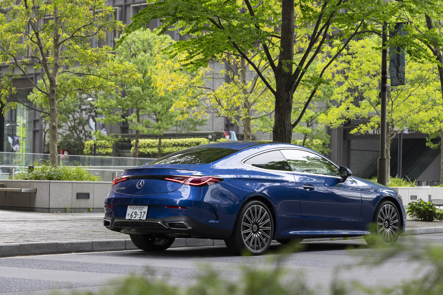 メルセデス・ベンツCLE クーペで至福のぜいたくを堪能する 【メルセデス流“王道のクーペ”がかなえる世界＜AD＞】 - webCG