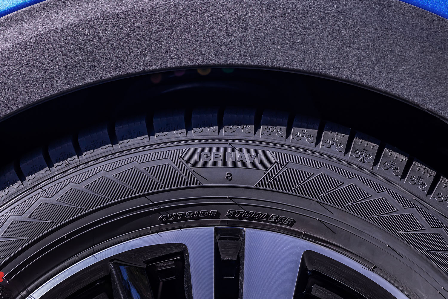 進化したスタッドレスタイヤ「GOODYEAR ICE NAVI 8」の実力を体感 【グッドイヤーの最新スタッドレスタイヤを試す＜AD＞】 - webCG