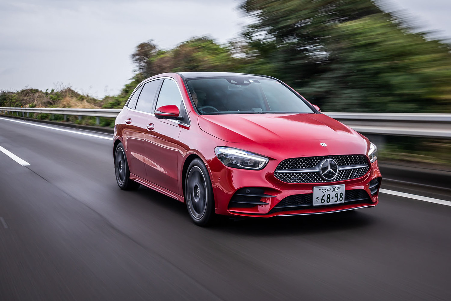 メルセデス・ベンツB200d（FF/8AT）【試乗記】 これが定番の頼もしさ - webCG