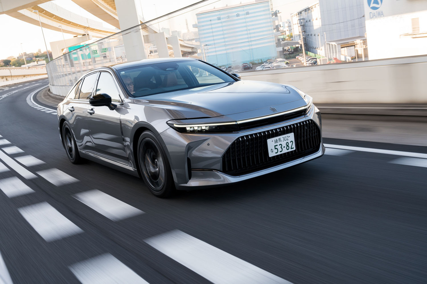 トヨタ・クラウン セダンZ＜FCEV＞／クラウン セダンZ＜HEV＞【試乗記】 の画像18枚 - webCG