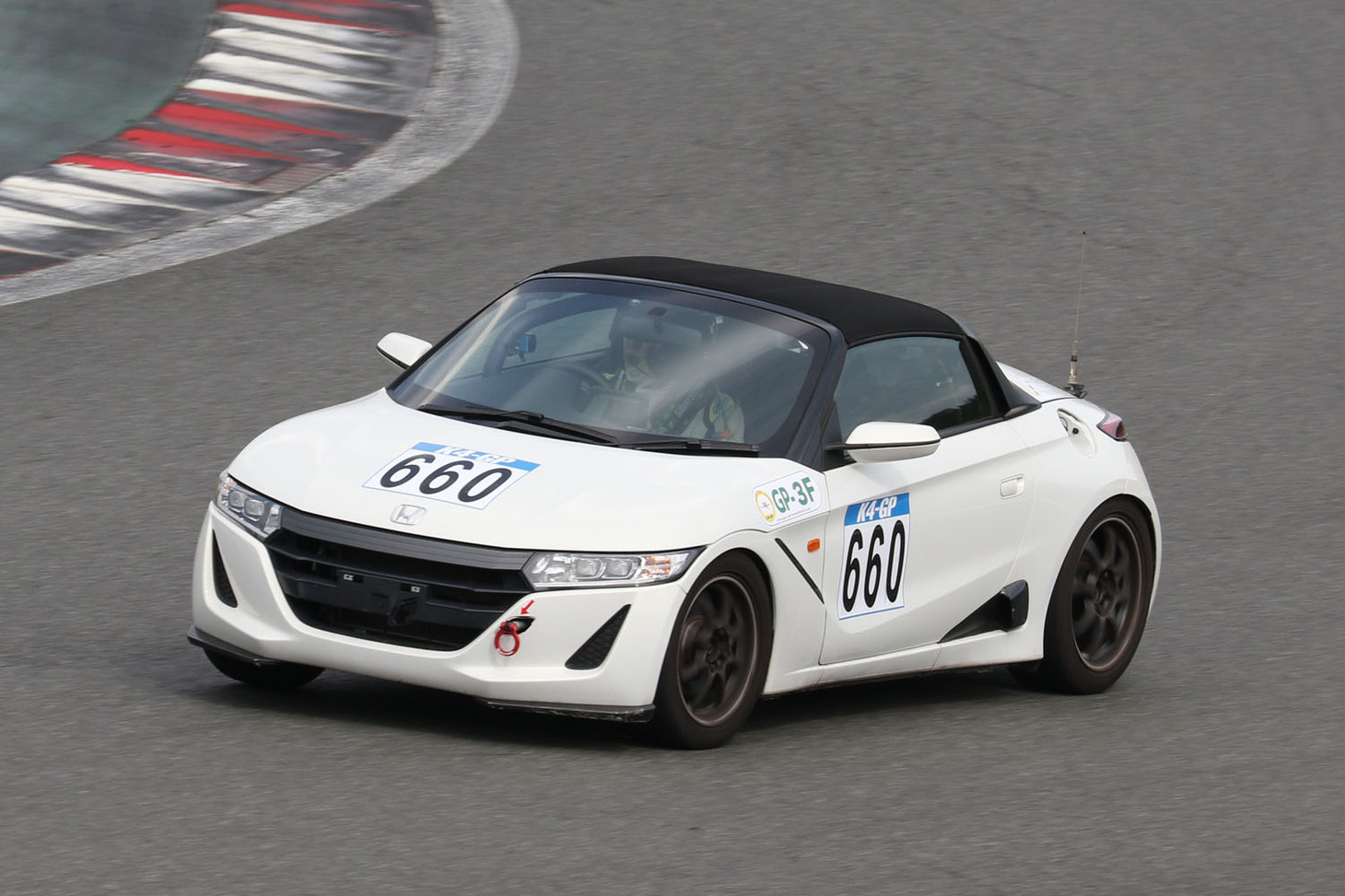 個性派レーシングカーが激走！ 「K4-GP 富士 10時間耐久」参戦マシン ビジュアル40枚 【画像・写真】 - webCG