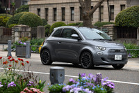 フィアット500eアイコン（FWD）【試乗記】 速い、楽しい、イタリアン - webCG