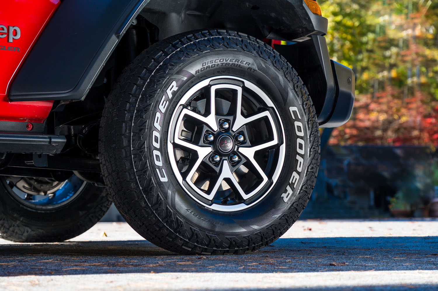 街だって荒野だって走破する！ 「Cooper Discoverer Road＋Trail AT」の実力を検証 【2024-2025 Winter webCGタイヤセレクション＜AD＞】 - webCG