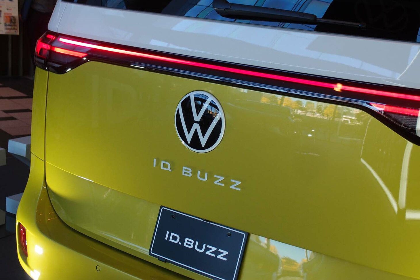 フォルクスワーゲンID.Buzz 内装・外装など26枚 【画像・写真】 - webCG