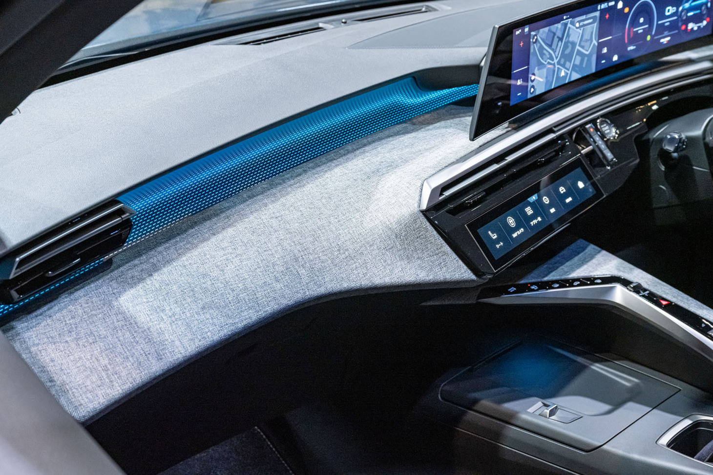 プジョー3008 内装・外装など83枚 【画像・写真】 - webCG