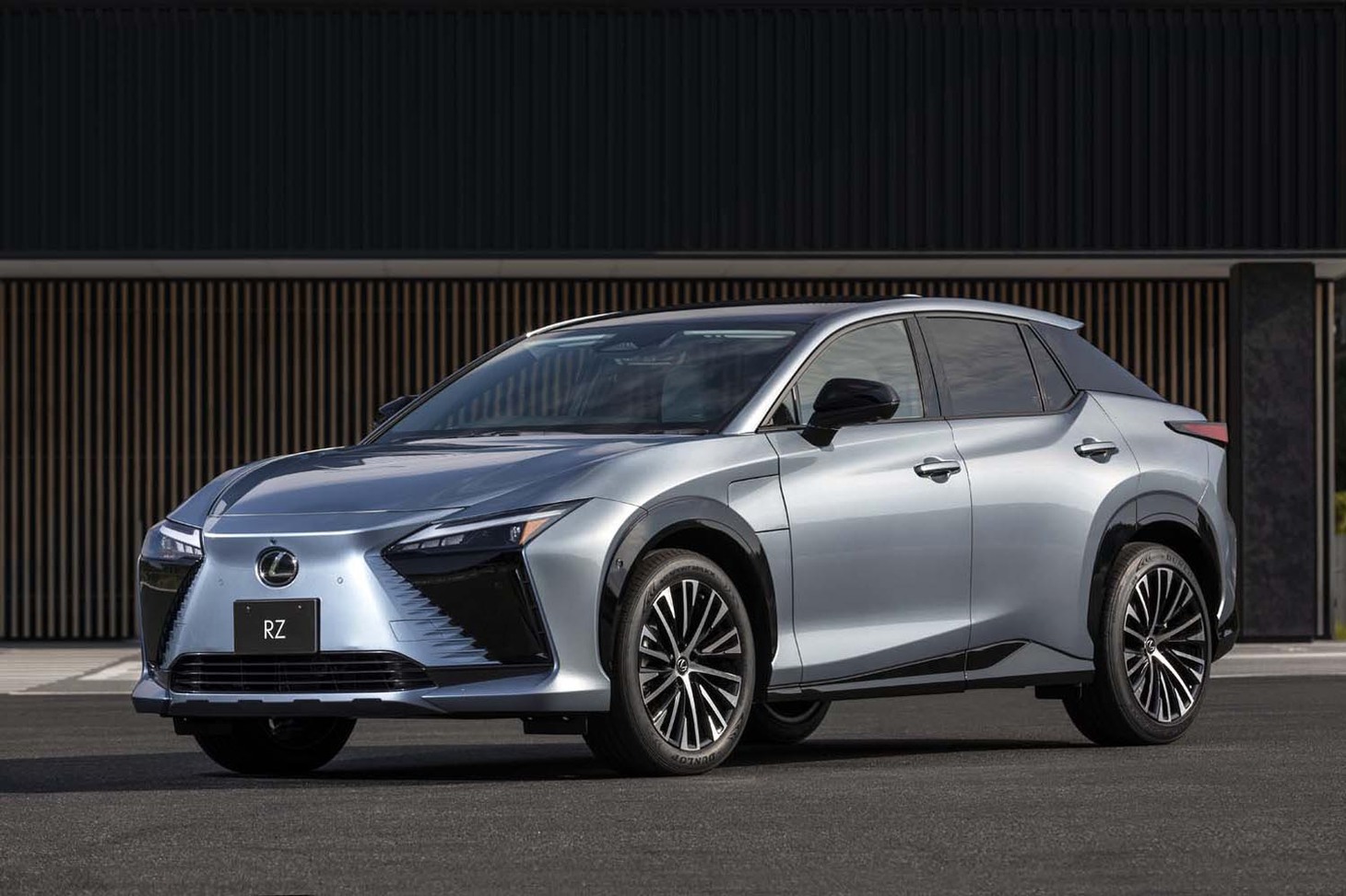 レクサスRZ450eプロトタイプ（4WD）【試乗記】 かつてない味 - webCG