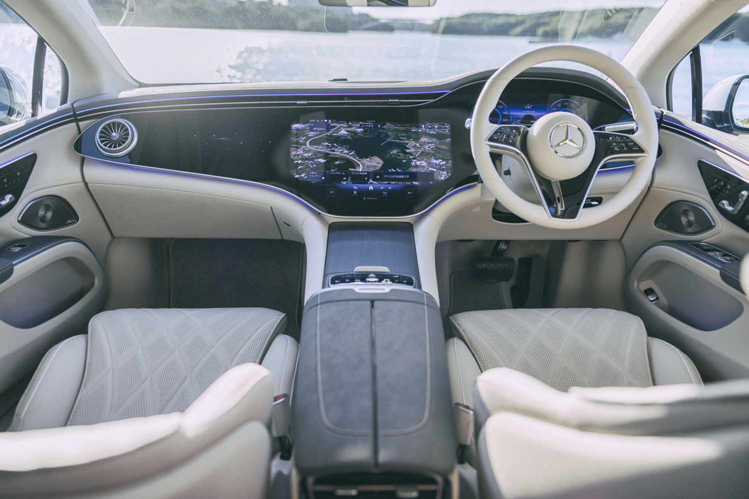 新しい「メルセデス・ベンツ EQS」で真のラグジュアリーを堪能する 【メルセデスの高級サルーン EQSに乗るということ＜AD＞】 - webCG