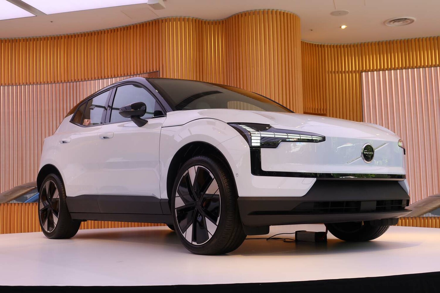 ボルボEX30ウルトラ シングルモーター エクステンデッドレンジ 内装・外装など70枚 【画像・写真】 - webCG