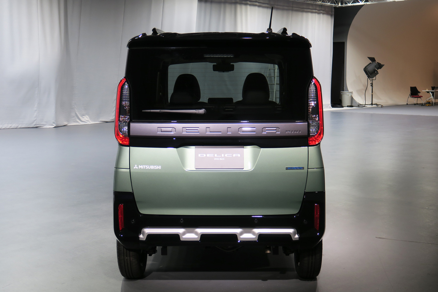 三菱デリカミニTプレミアム 内装・外装など51枚 【画像・写真】 - webCG