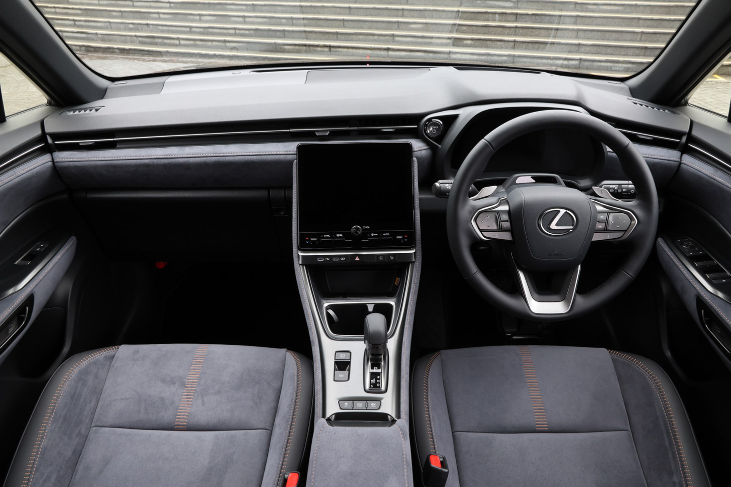 【徹底解説】レクサスLBX 【ニューモデルSHOWCASE】 の画像30枚 - webCG