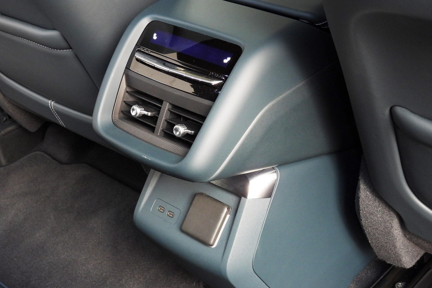 キャデラック・リリック／オプティック 内装・外装など72枚 【画像・写真】 - webCG