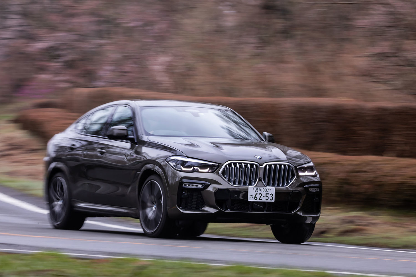 BMW X6 xDrive35d Mスポーツ（4WD/8AT）【試乗記】 まさに規格外 - webCG