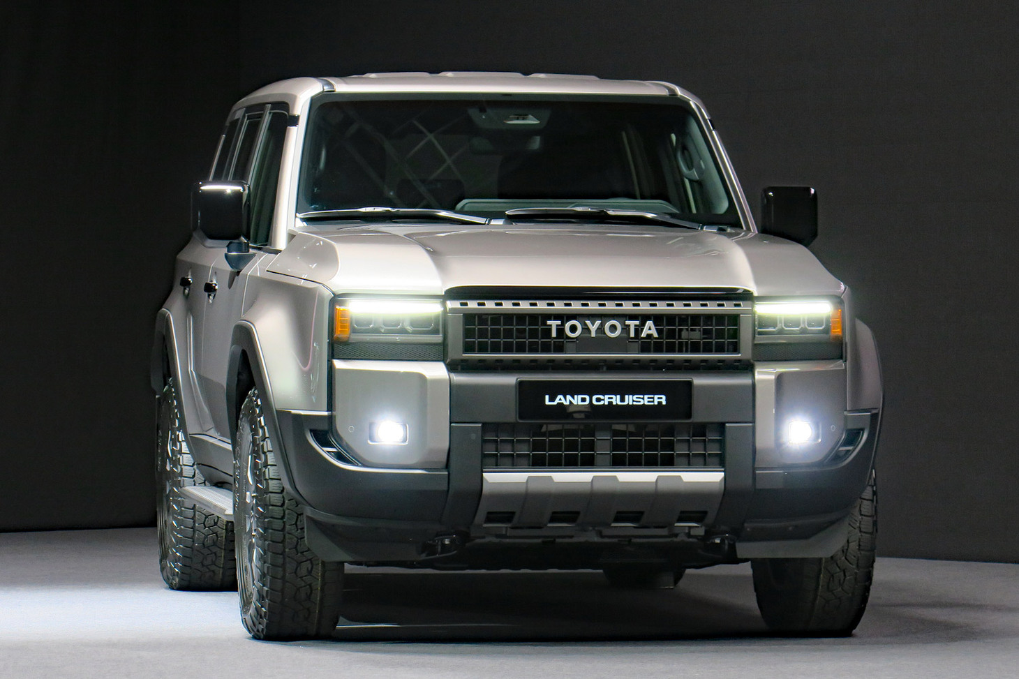 トヨタ・ランドクルーザー“250” 内装・外装など73枚 【画像・写真】 - webCG