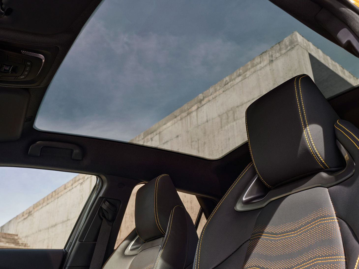 新型トヨタC-HR 内装・外装など37枚 【画像・写真】 - webCG