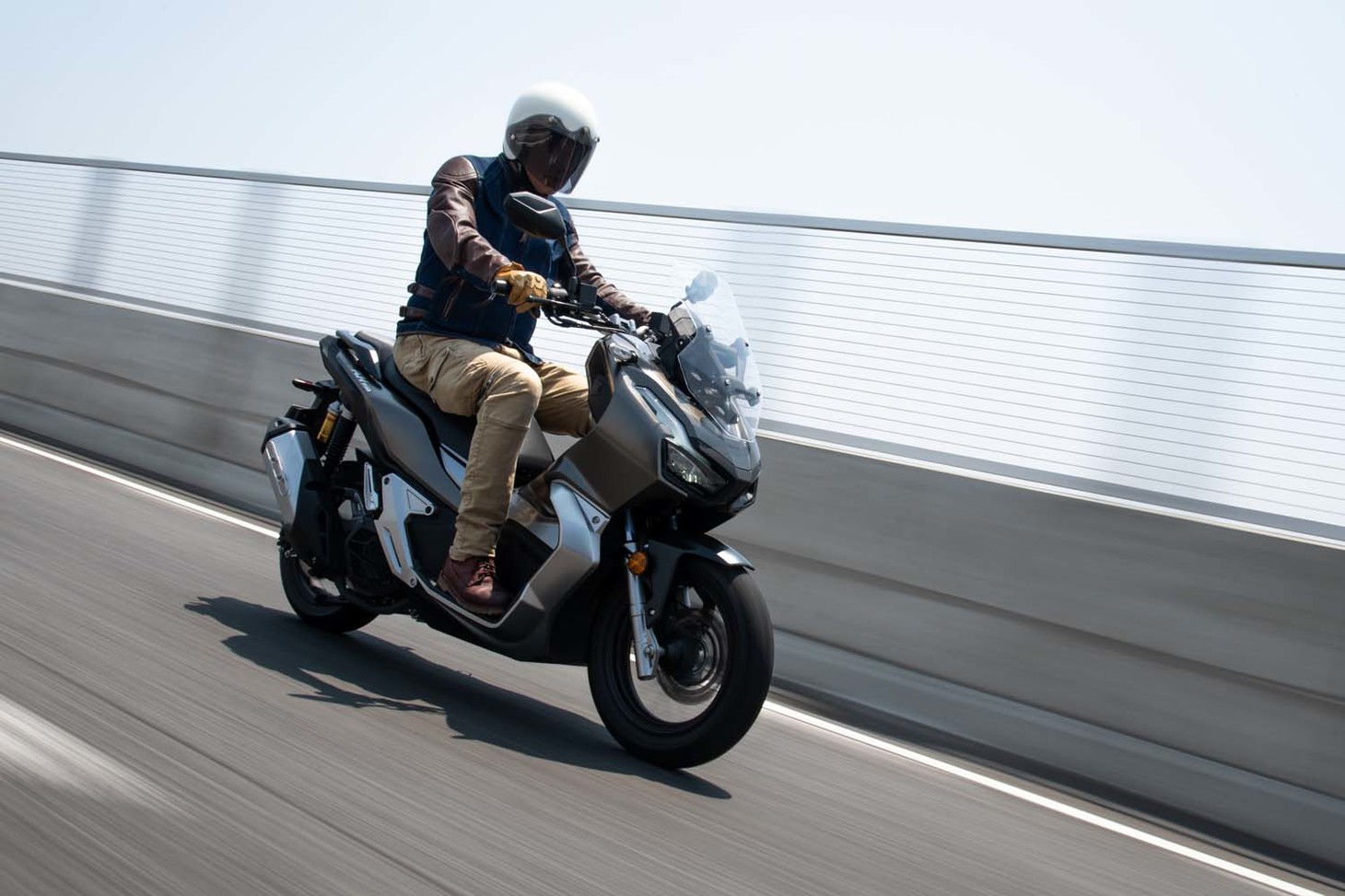 ホンダADV150（MR/CVT）【レビュー】 の画像16枚 - webCG