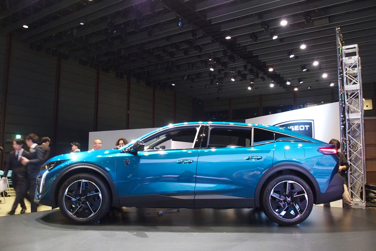 プジョー408 内装・外装など66枚 【画像・写真】 - webCG