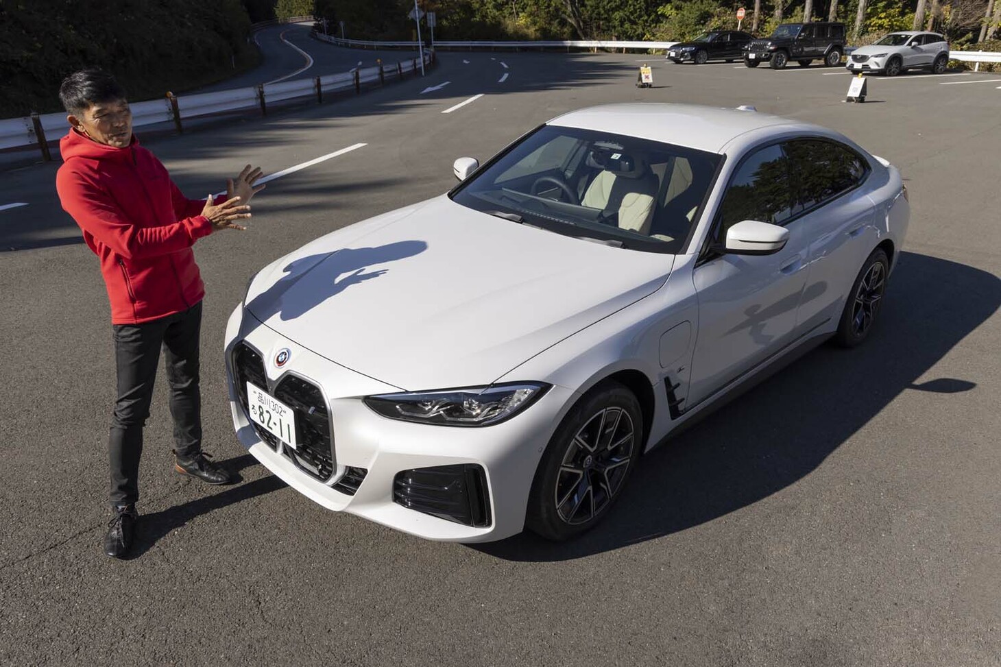 BMW i4 eDrive40 Mスポーツ（後編） の画像13枚 - webCG