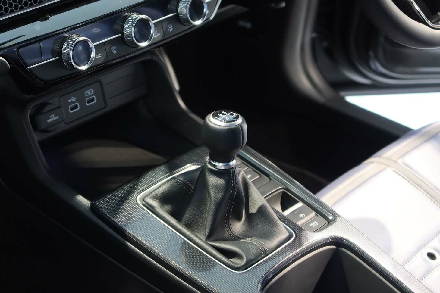 ミツオカM55コンセプト ビジュアル52枚 【画像・写真】 - webCG