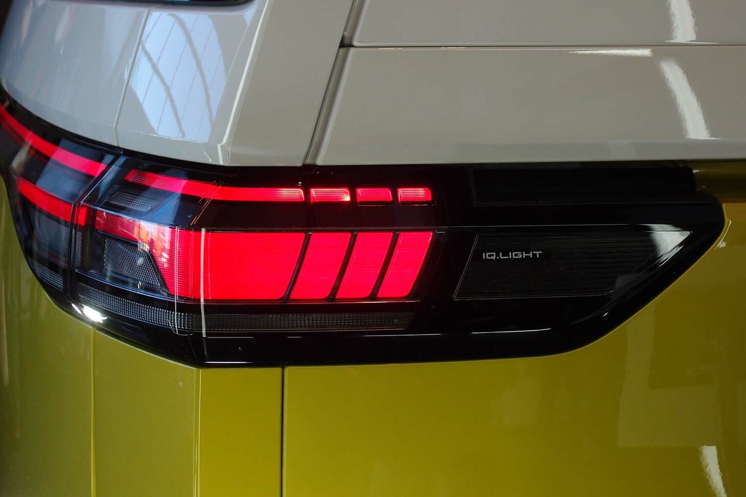 フォルクスワーゲンID.Buzz 内装・外装など26枚 【画像・写真】 - webCG