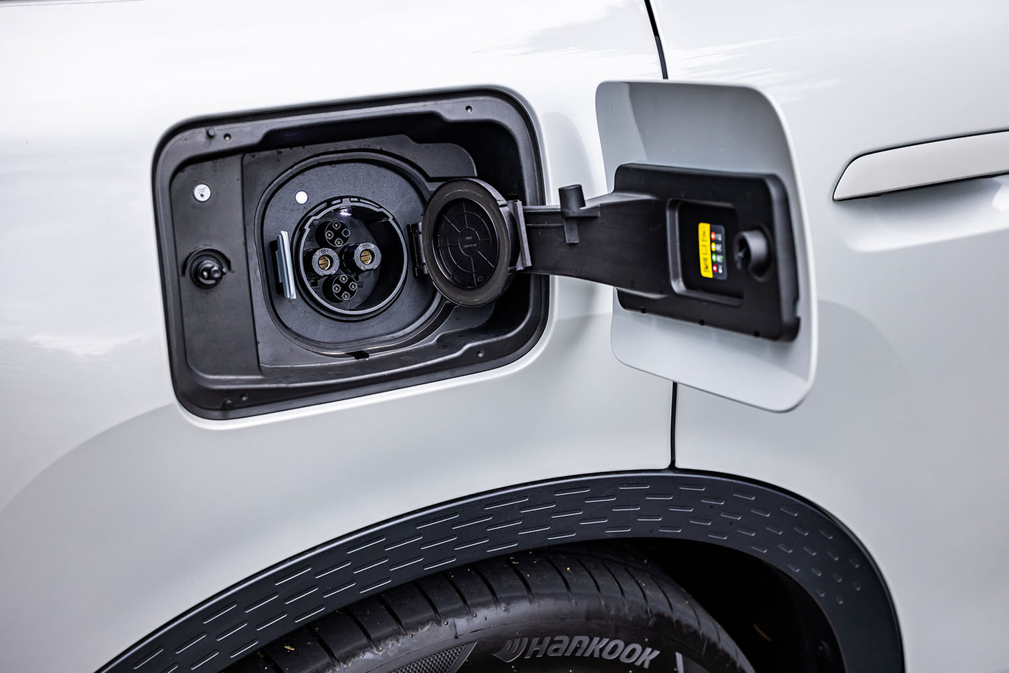 MINIカントリーマンSE ALL4（4WD）【試乗記】 の画像23枚 - webCG