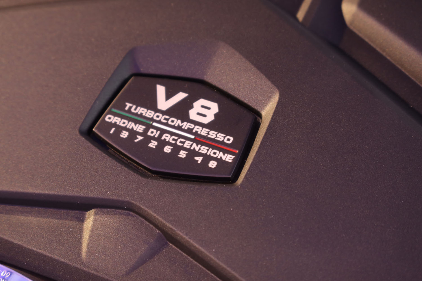 ランボルギーニ・ウルスSE 内装・外装など34枚 【画像・写真】 - webCG