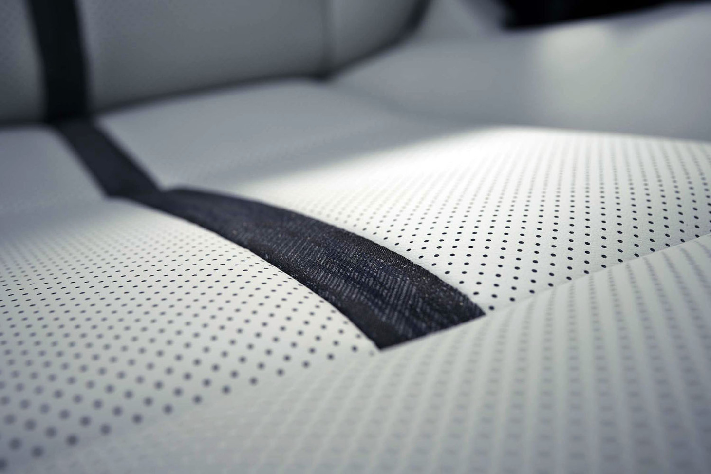 マツダCX-90 ビジュアル36枚 【画像・写真】 - webCG