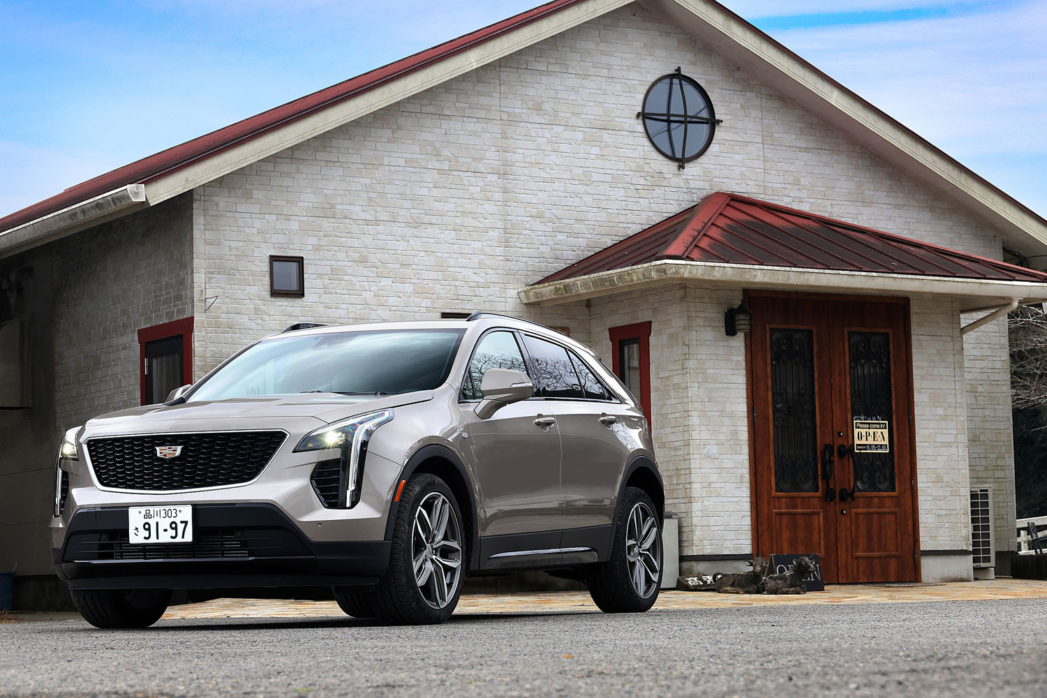 キャデラックXT4ラテエディションに宿る独創のプレミアム 【CADILLAC XT4 LATTE EDITION 早春の房総を駆ける＜AD ...