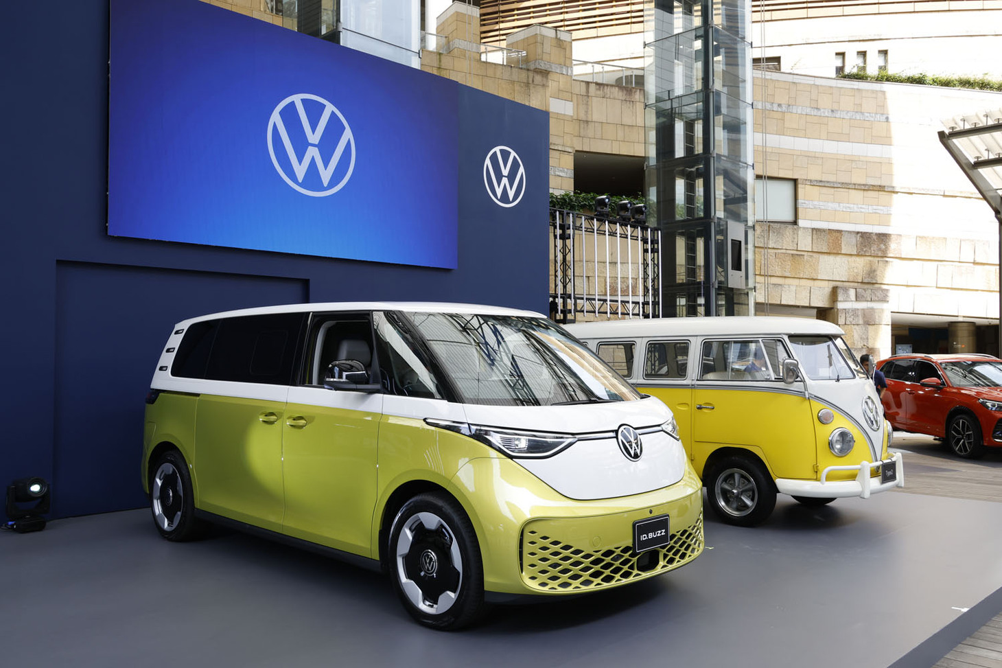 フォルクスワーゲンID. Buzz 内装・外装など90枚 【画像・写真】 - webCG