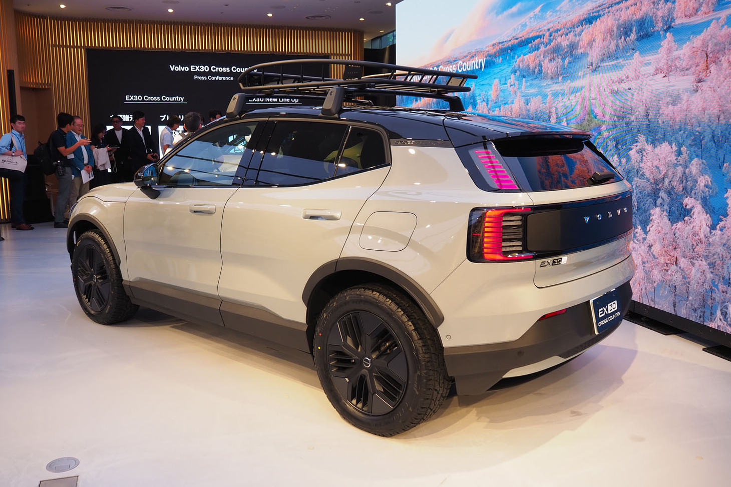 ボルボEX30クロスカントリー 内装・外装など80枚 【画像・写真】 - webCG