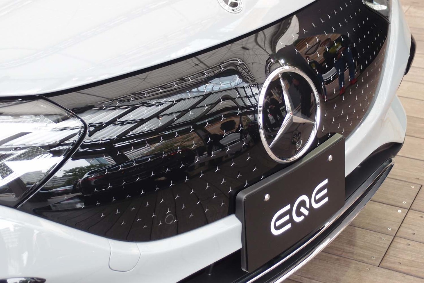 メルセデス・ベンツEQE350＋／メルセデスAMG EQE53 4MATIC＋ 内装・外装など30枚 【画像・写真】 - webCG