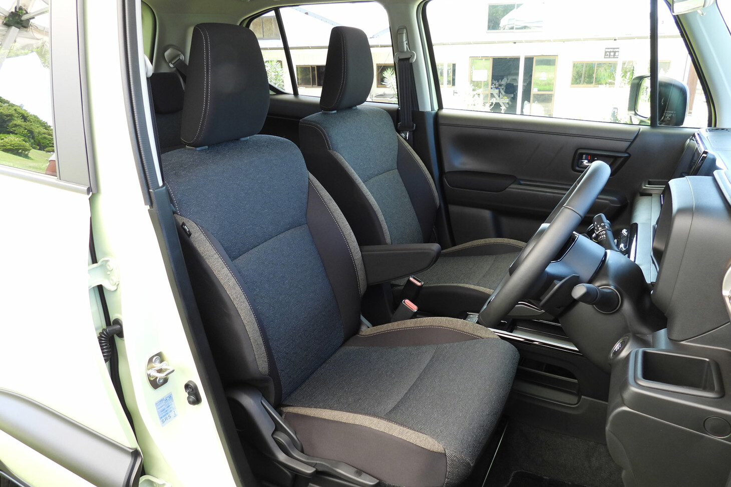 スズキ・クロスビー ハイブリッドMZ 内装・外装など88枚 【画像・写真】 - webCG