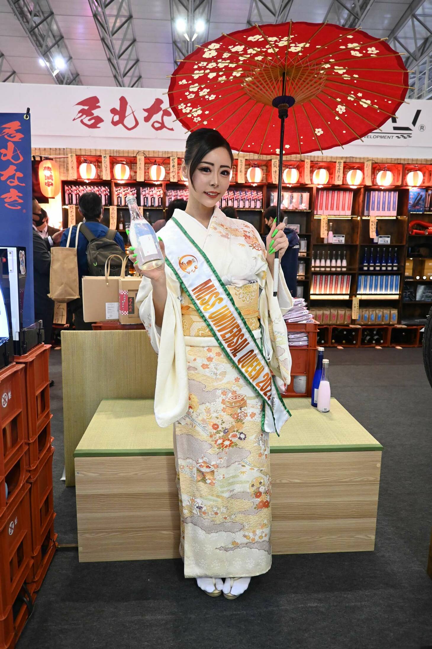 【東京オートサロン2023】 コンパニオン名鑑（その21） ビジュアル23枚 【画像・写真】 - webCG