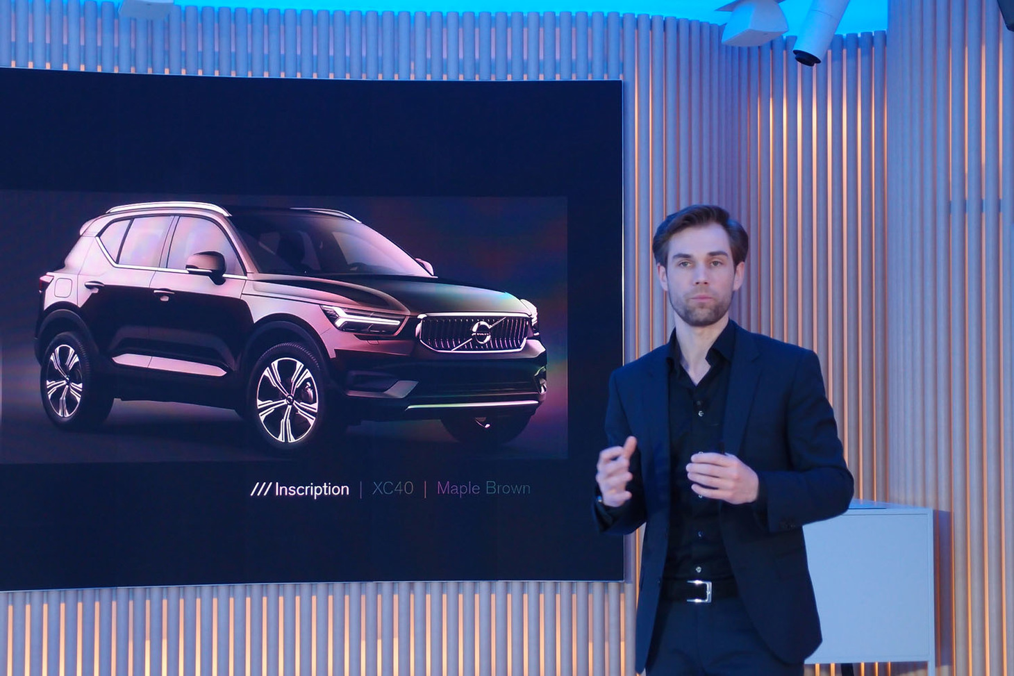 「ボルボXC40」発表会の会場から 内装・外装など28枚 【画像・写真】 - webCG