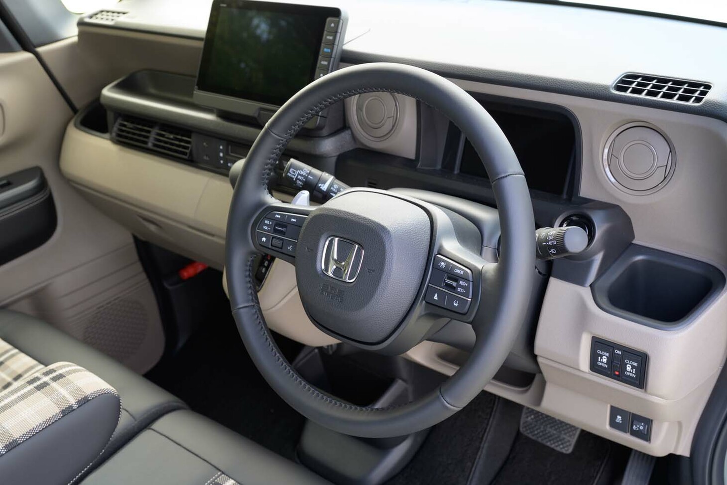 ホンダN-BOXジョイ 内装・外装など72枚 【画像・写真】 - webCG