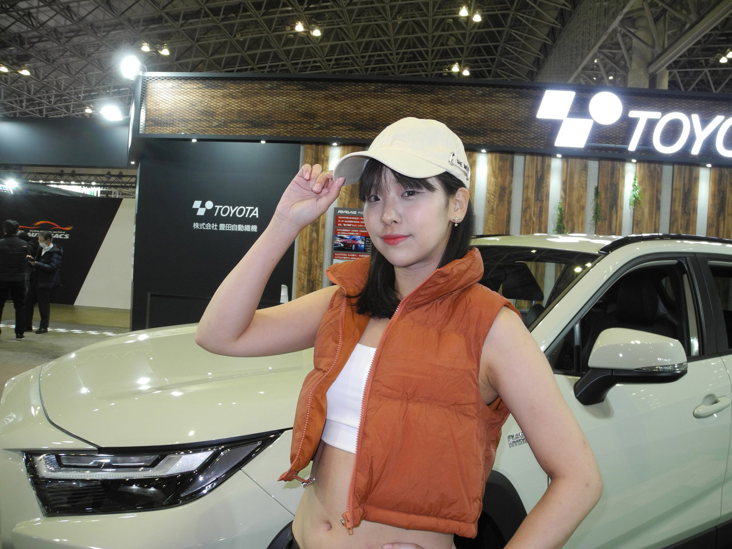 【東京オートサロン2023】 コンパニオン名鑑（その7） ビジュアル25枚 【画像・写真】 - webCG