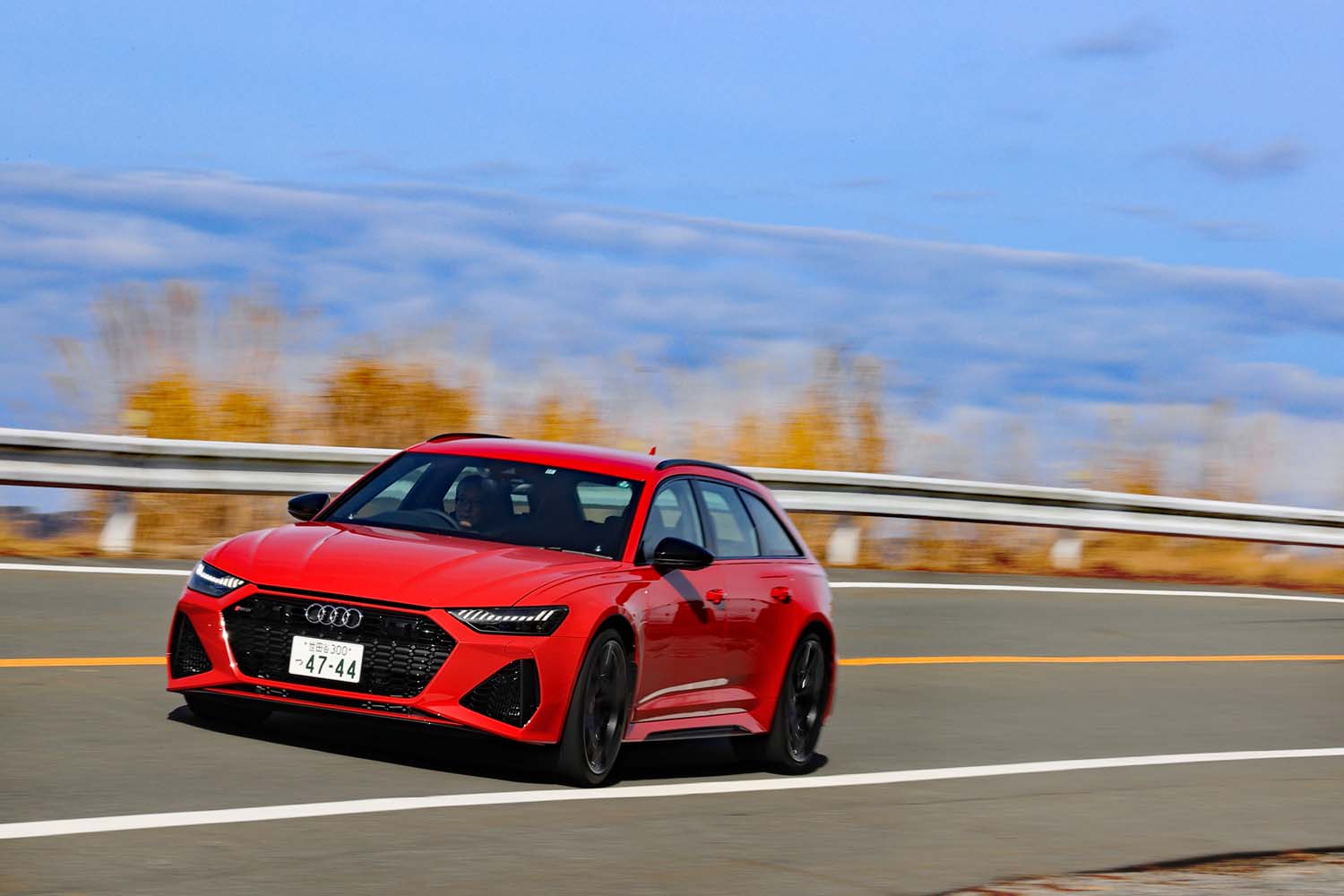 アウディRS 6アバント 【アウディテクノロジーの極み RSモデルを知る＜AD＞】 - webCG