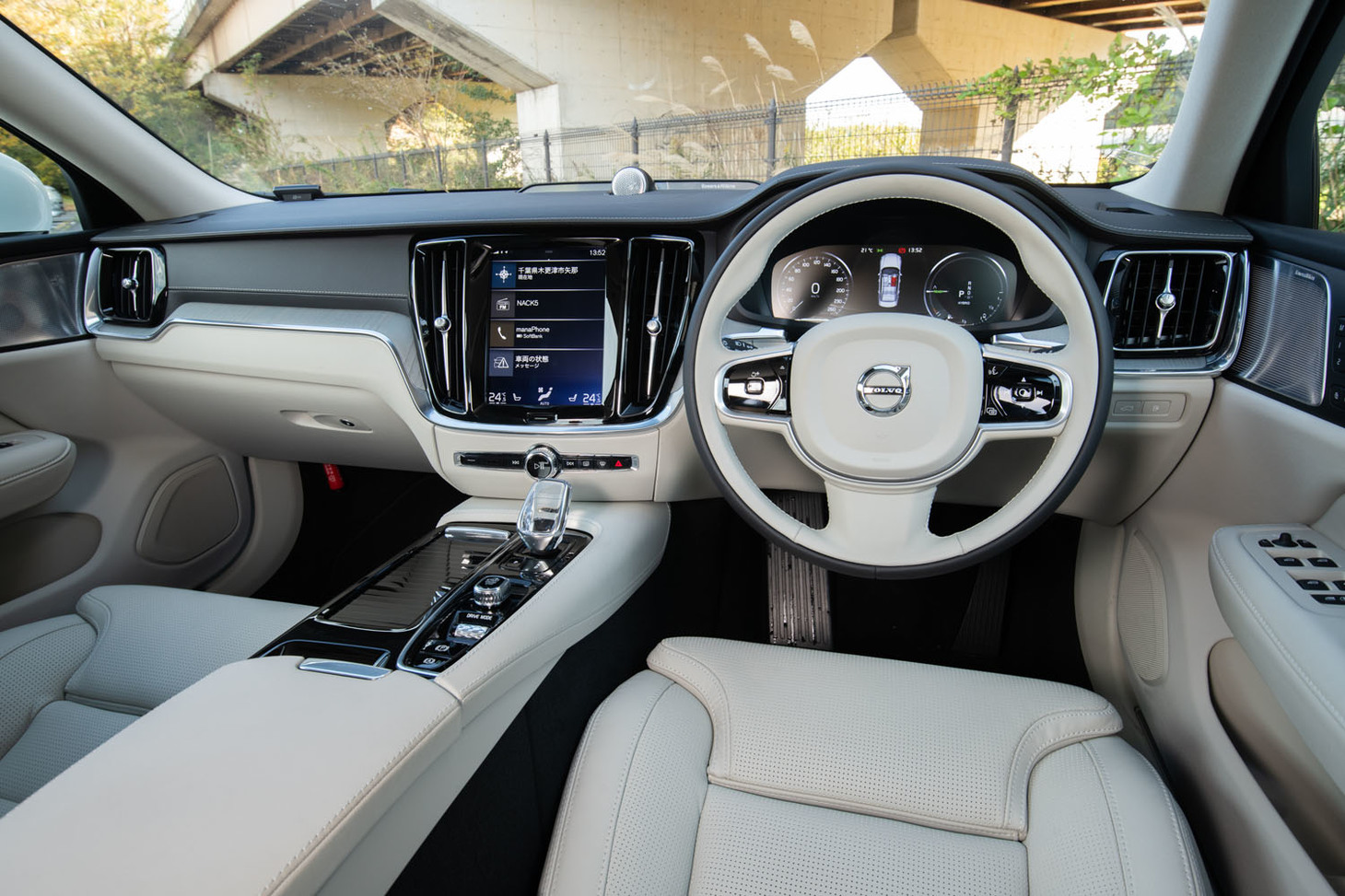 ボルボS60 T6 Twin Engine AWDインスクリプション（4WD/8AT）【試乗記】 の画像17枚 - webCG