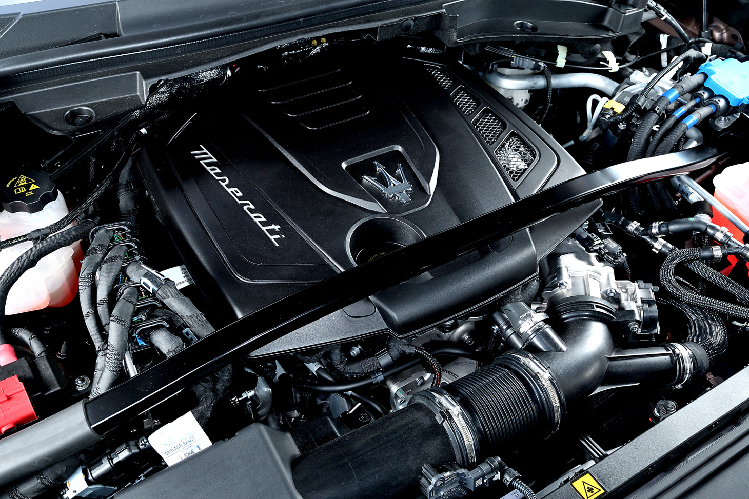 マセラティ・グレカーレGT（4WD/8AT）【試乗記】 の画像20枚 - webCG