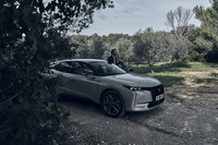 ファッションの世界から着想を得た「DSコレクションモデル」登場 まずは「DS 4」と「DS 7」から 【ニュース】 - webCG