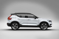 ボルボが新型コンパクトSUV「XC40」を世界初公開 【ニュース】 - webCG