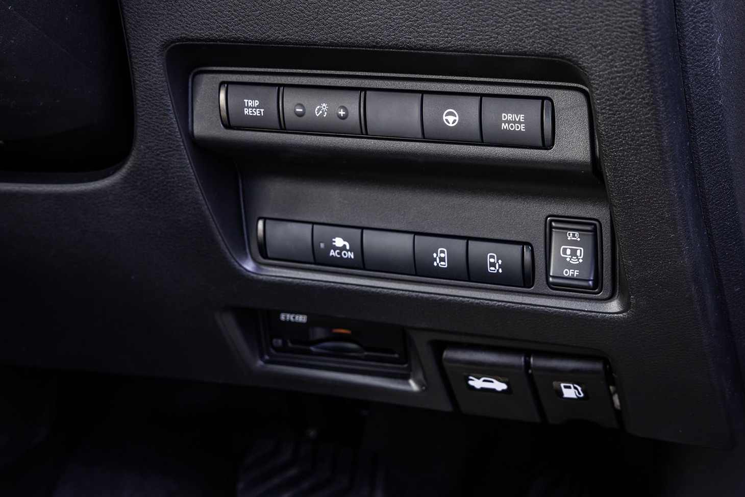 日産セレナe-4ORCEハイウェイスターV（4WD）【試乗記】 の画像19枚 - webCG