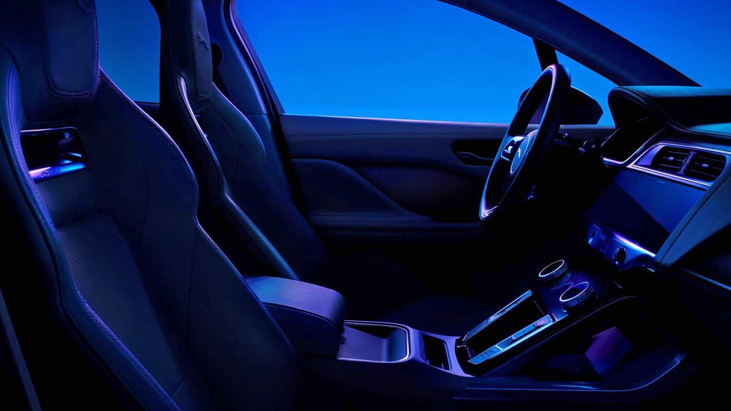 顔が変わった「ジャガーIペース」の2024年モデル受注開始 【ニュース】 の画像4枚 - webCG