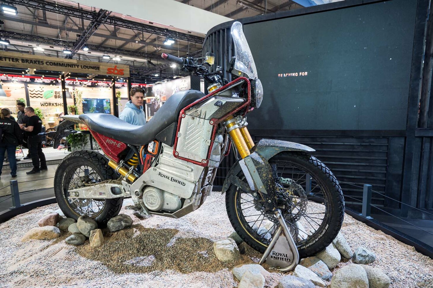 モーターサイクルショー「EICMA 2023」の会場から 内装・外装など30枚 【画像・写真】 - webCG