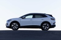 ついに日本上陸！ 「フォルクスワーゲンID.4」は“BEV界のゴルフ”になれるのか？ - webCG