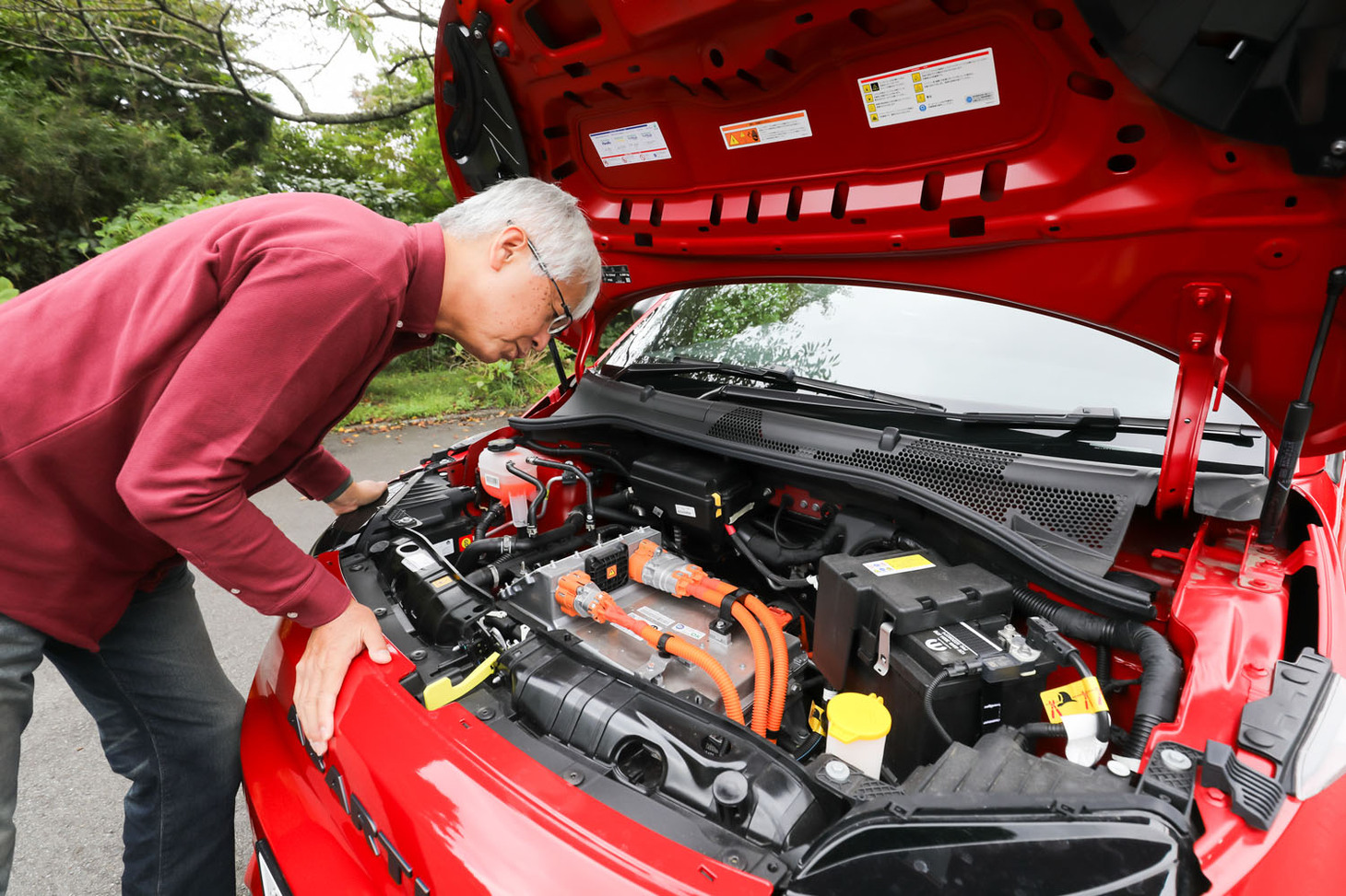 アバルト500eツーリスモ カブリオレ（前編） の画像13枚 - webCG